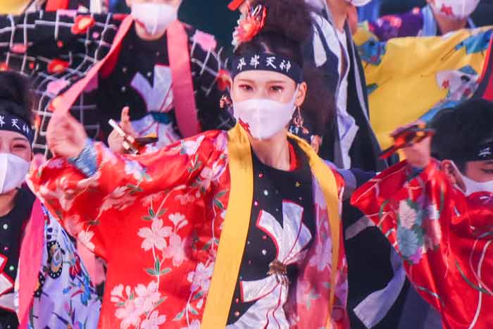 YOSAKOI8丁目ステージ＝平岸天神