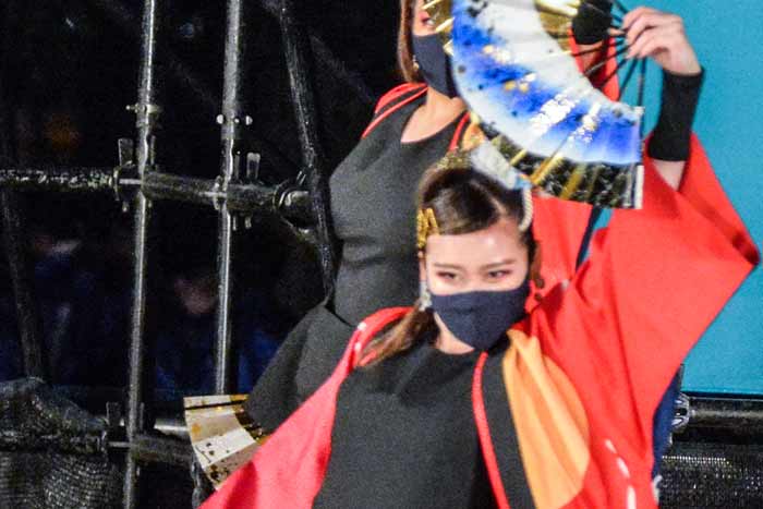 YOSAKOI8丁目ステージ＝海響（うみなり）