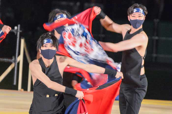 YOSAKOI8丁目ステージ＝海響（うみなり）